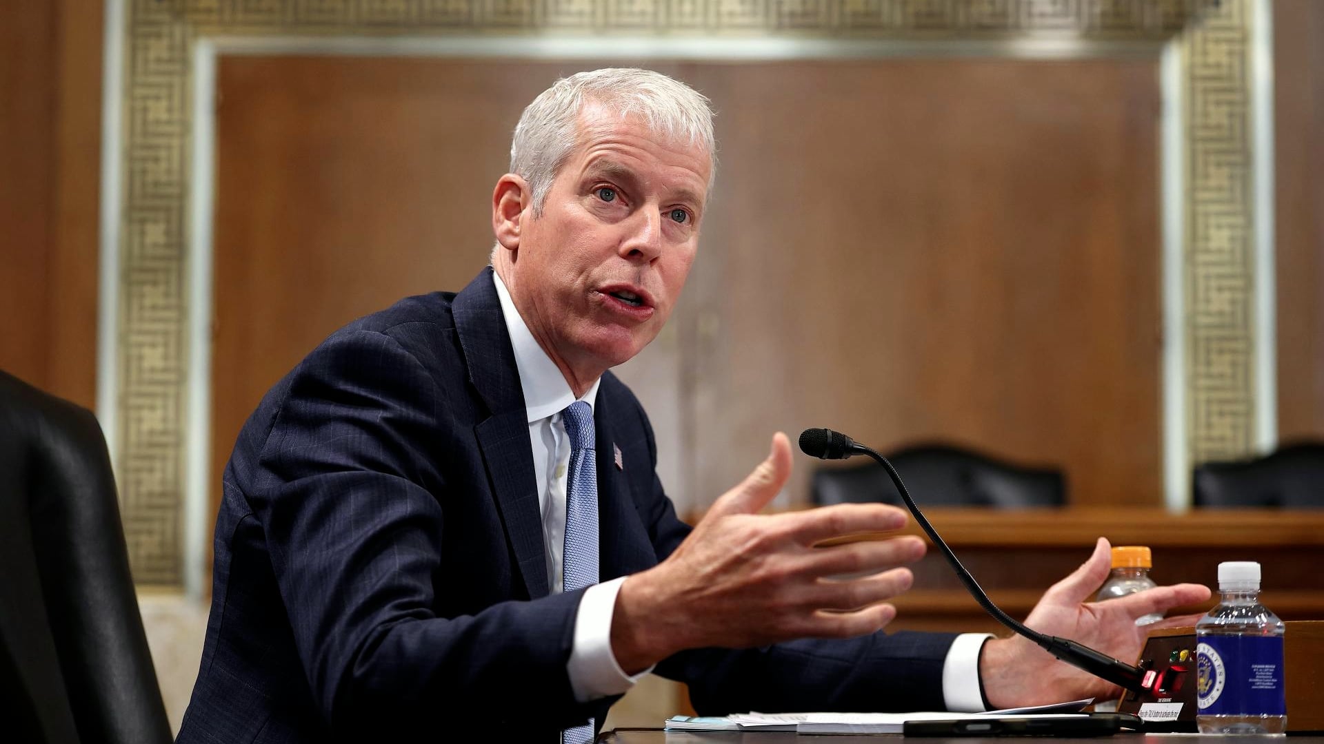 US government launches inquiry into missing scientists' list