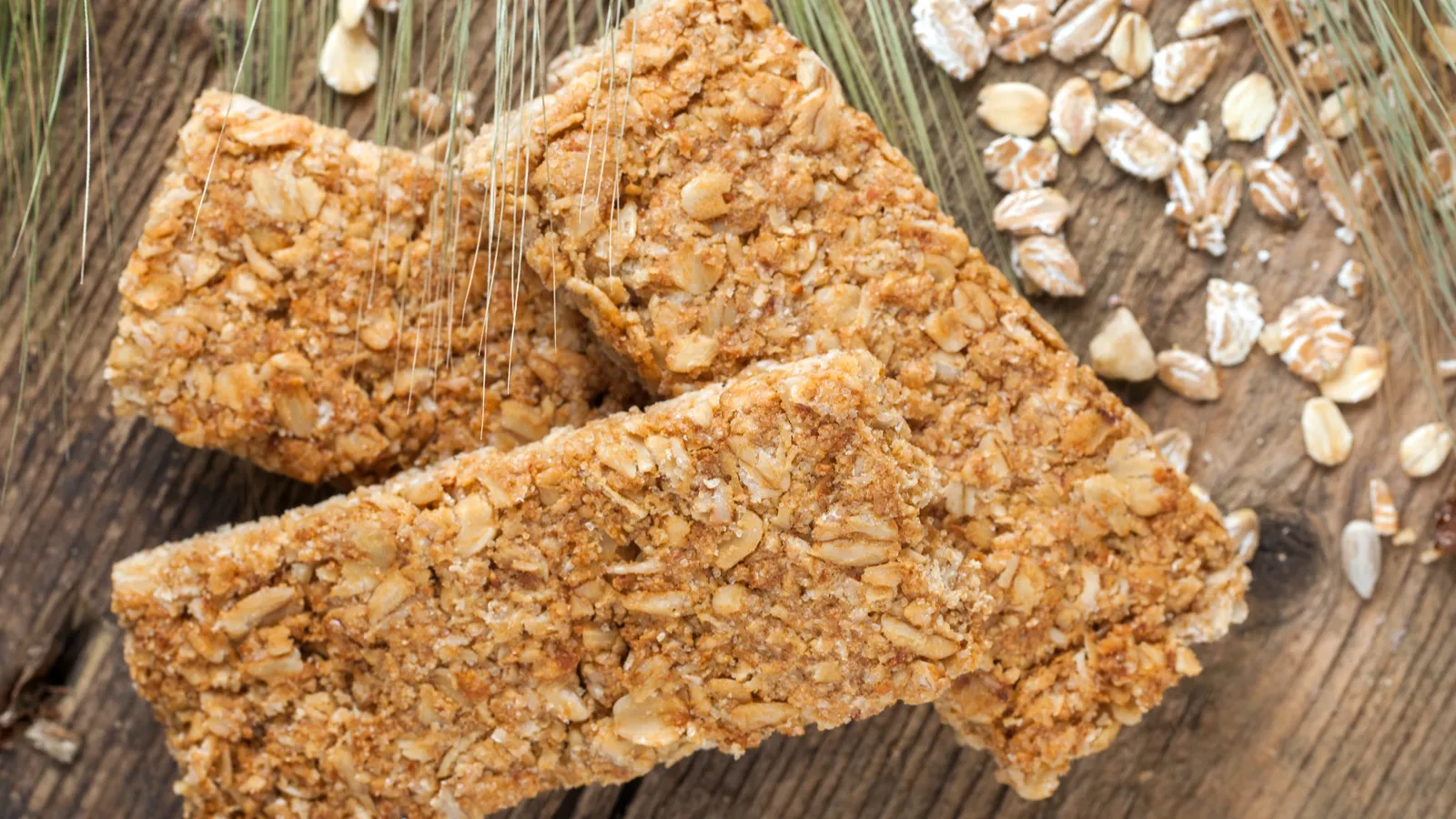 Not all protein bars are equal, chefs say these 7 are actually worth eating