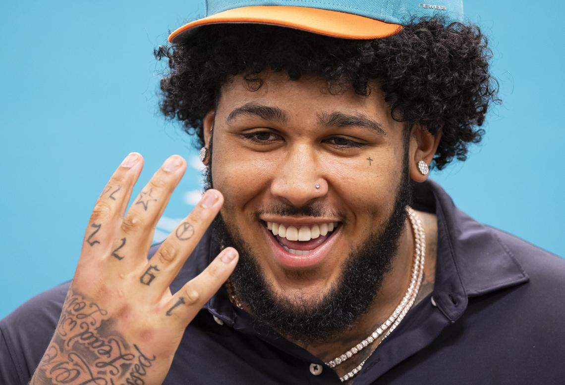 Why the Dolphins' two first-round picks are 'right kind of people' for ...