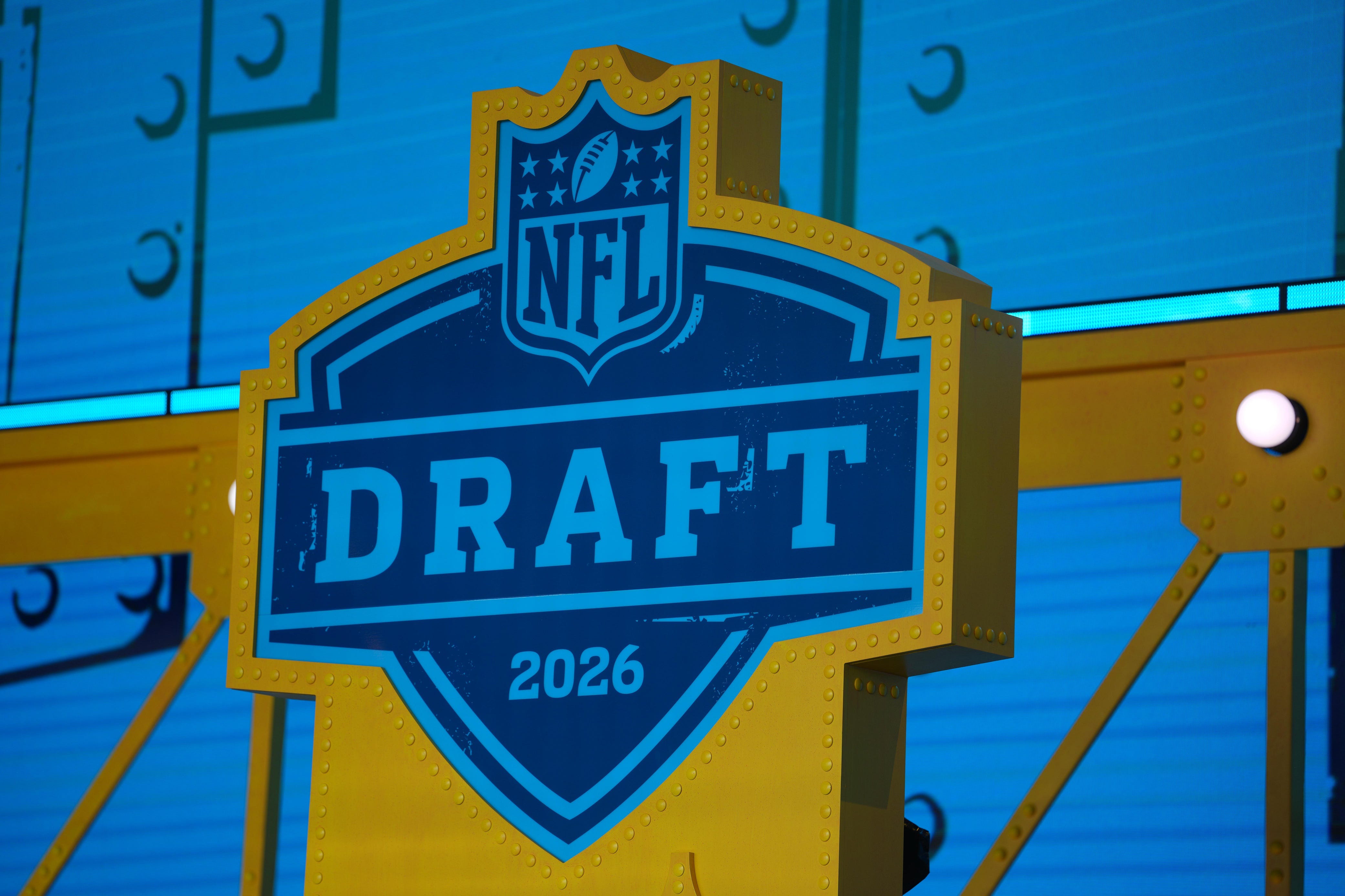 2026 NFL draft day 2 highlights: All picks, trades from rounds 2-3