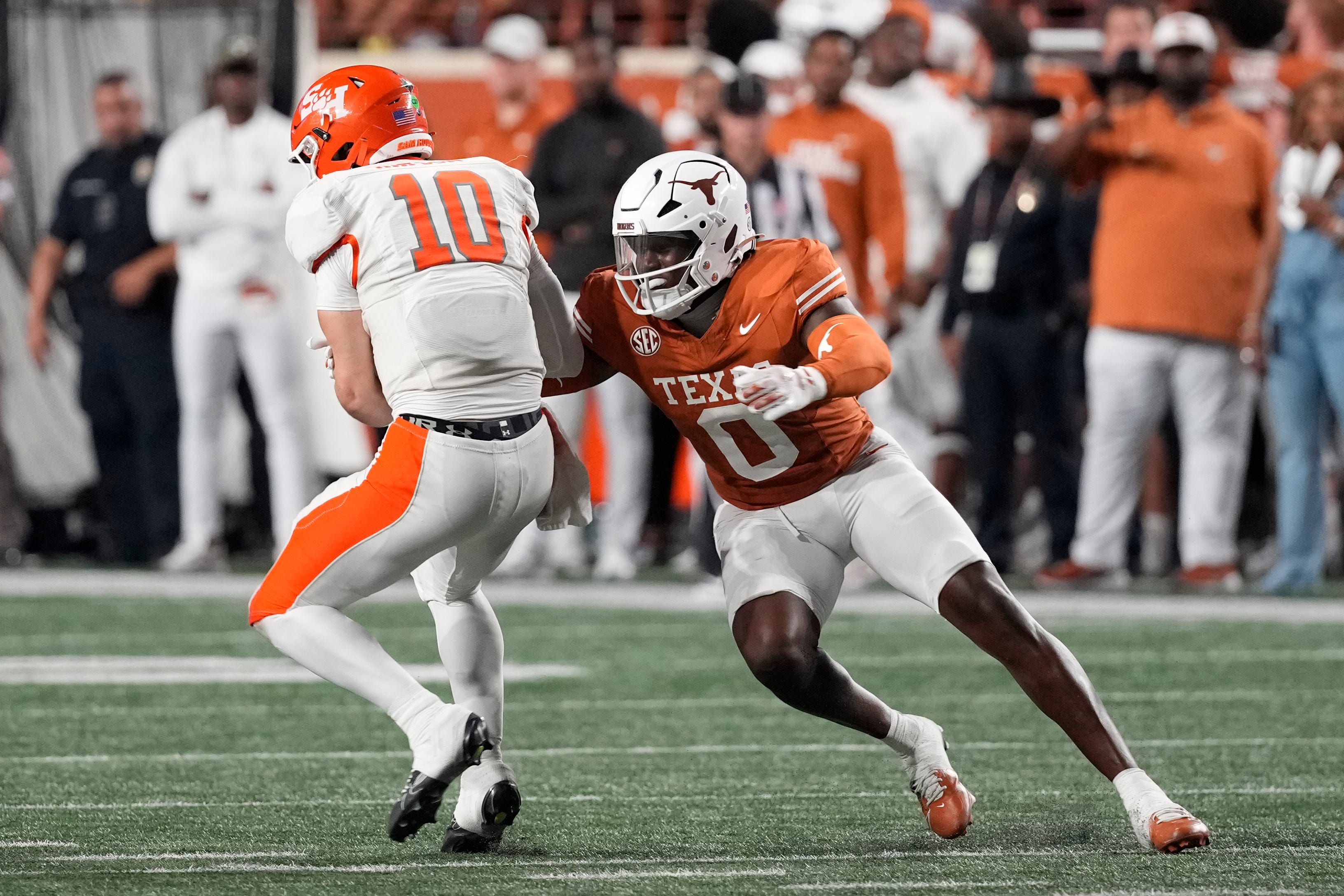 Tennessee Titans select Anthony Hill Jr: 5 things to know about the LB