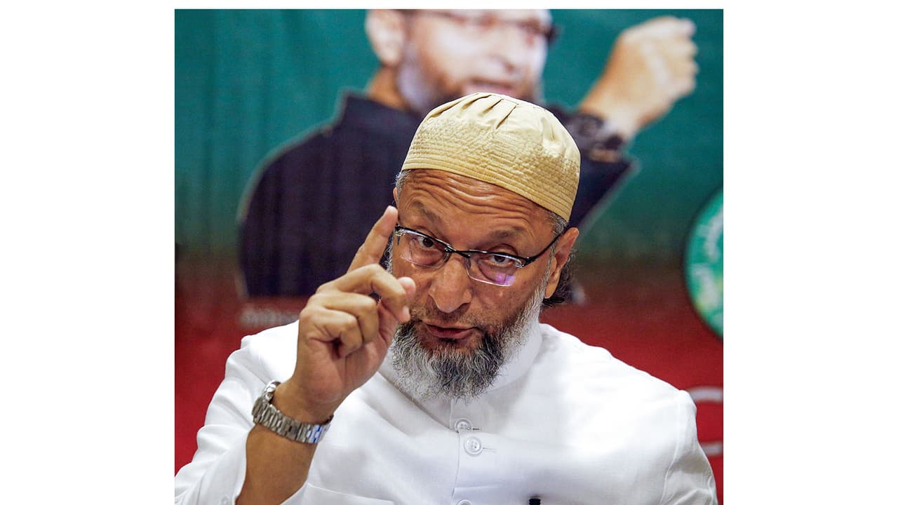 2006 Malegaon blasts: Owaisi criticises NIA, calls HC verdict 'betrayal'