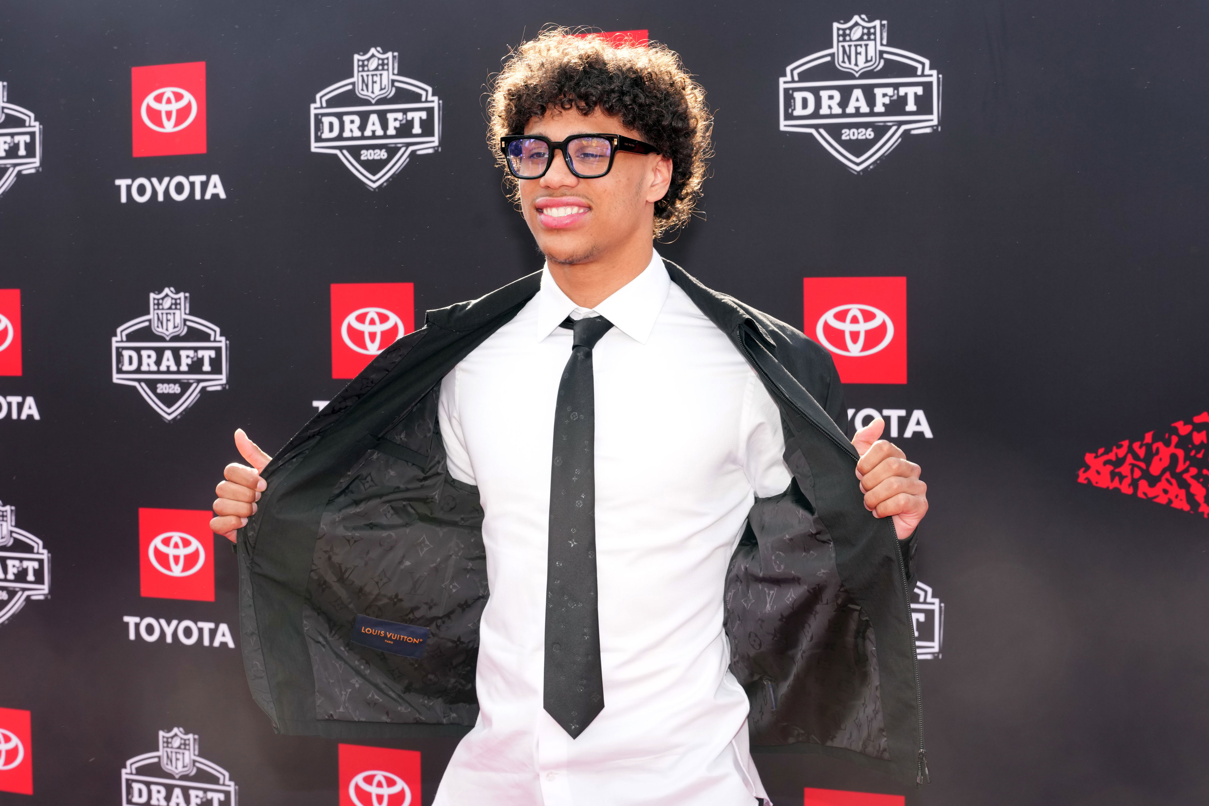 Jordyn Tyson’s injury concerns already showing up in NFL