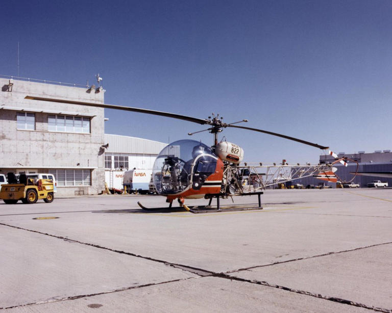 Flight test files: Bell 47 – the chase aircraft that aided the Apollo ...