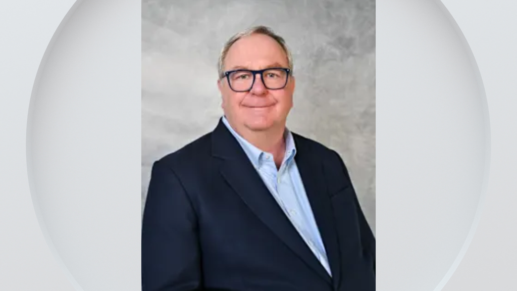 School board member in Denver metro area resigns, accused of making ...
