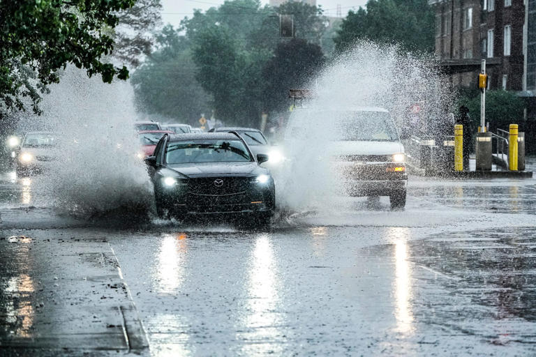 Severe storm prompts tornado warning, knocks out power