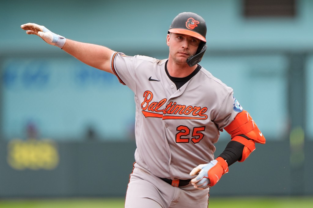 MLB power rankings, awards tracker: Dodgers keep spot as Mets, Phillies ...