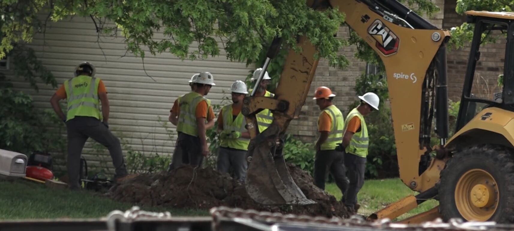 Lightning strike causes gas leak, evacuations in Nixa, Mo.