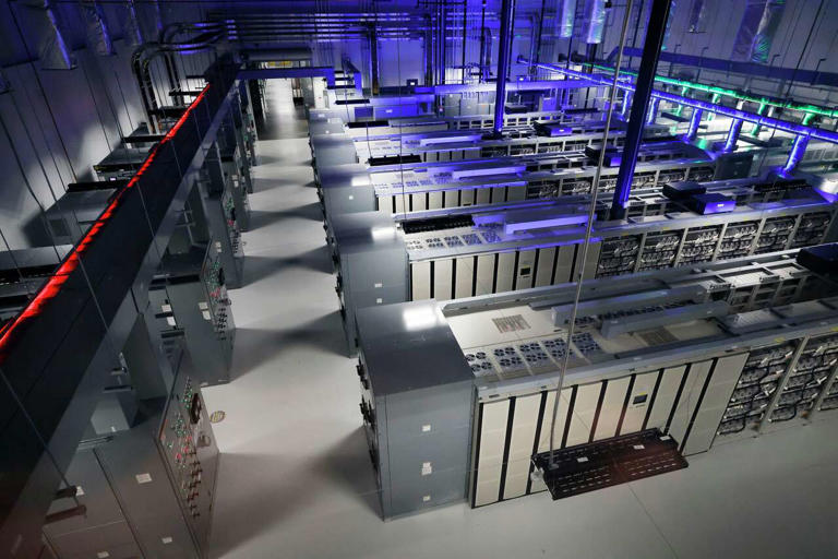 Data center updates, Dallas office building sells and other D-FW real ...