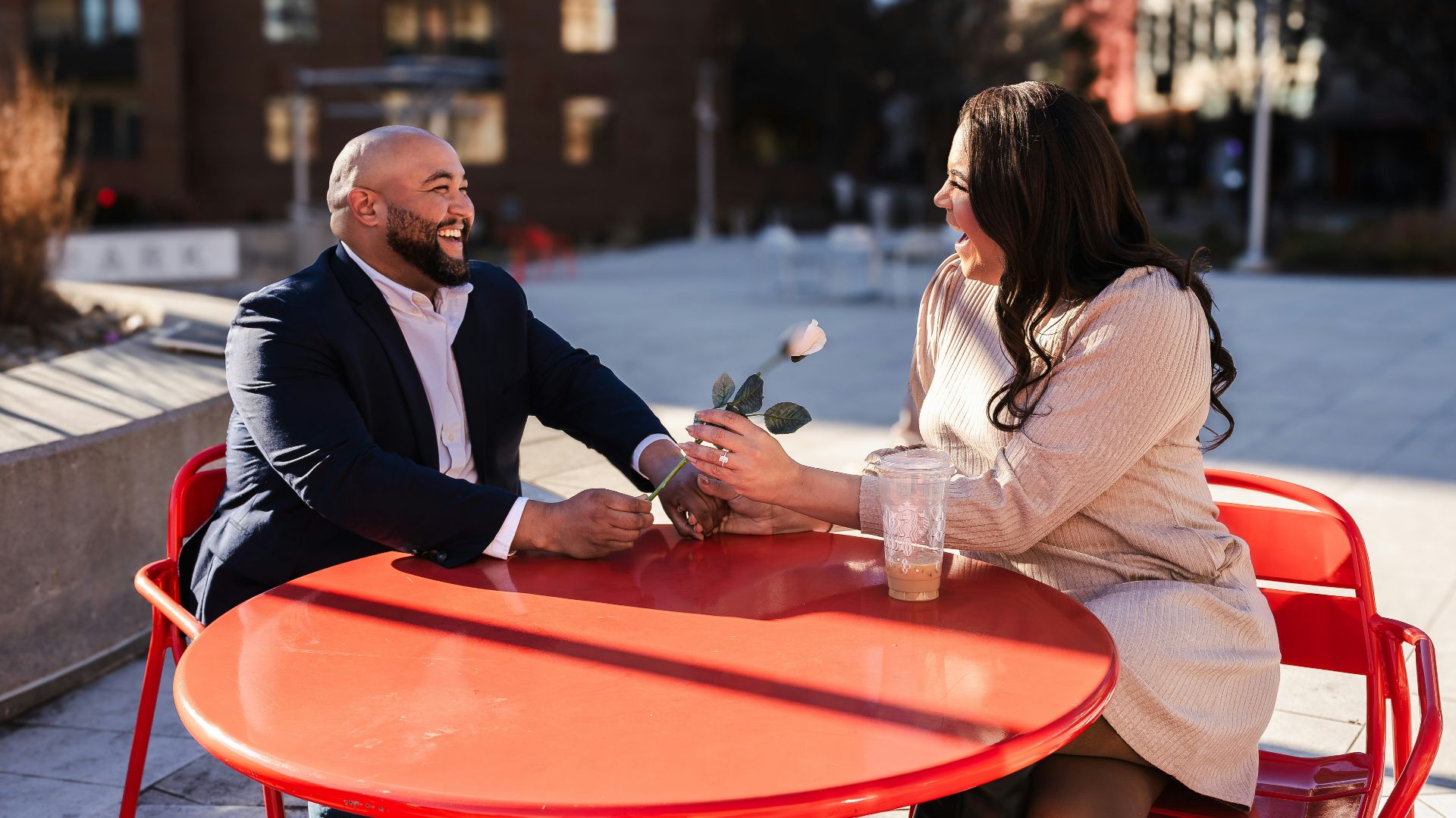 20 things men do on first dates that instantly age them
