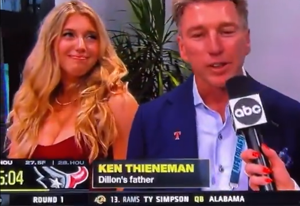 Bears pick's sister steals the spotlight during family NFL draft interview