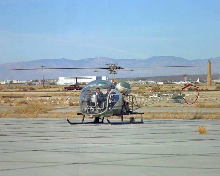 Flight test files: Bell 47 – the chase aircraft that aided the Apollo ...
