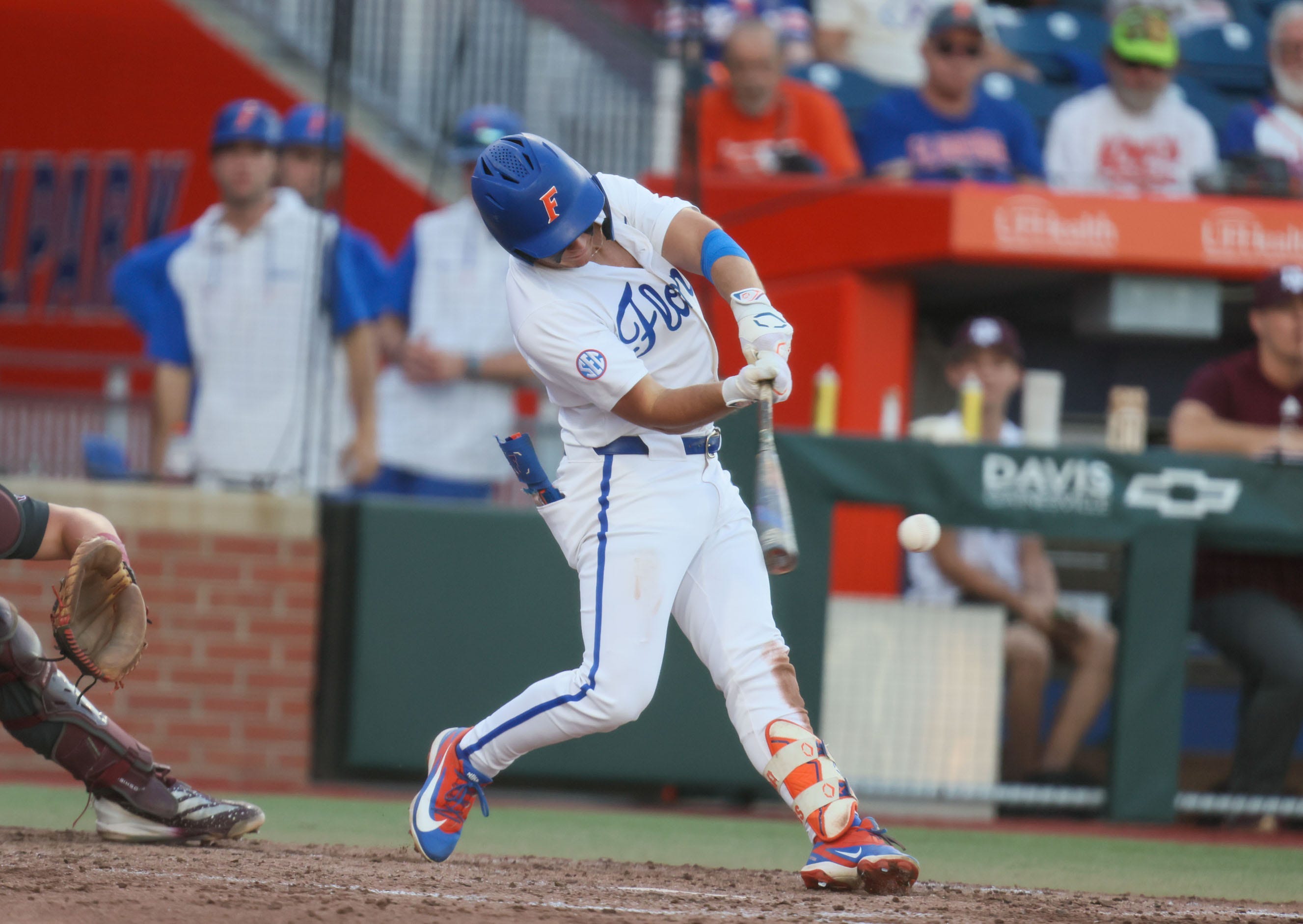 Florida barely hanging on to D1Baseball top 25 spot
