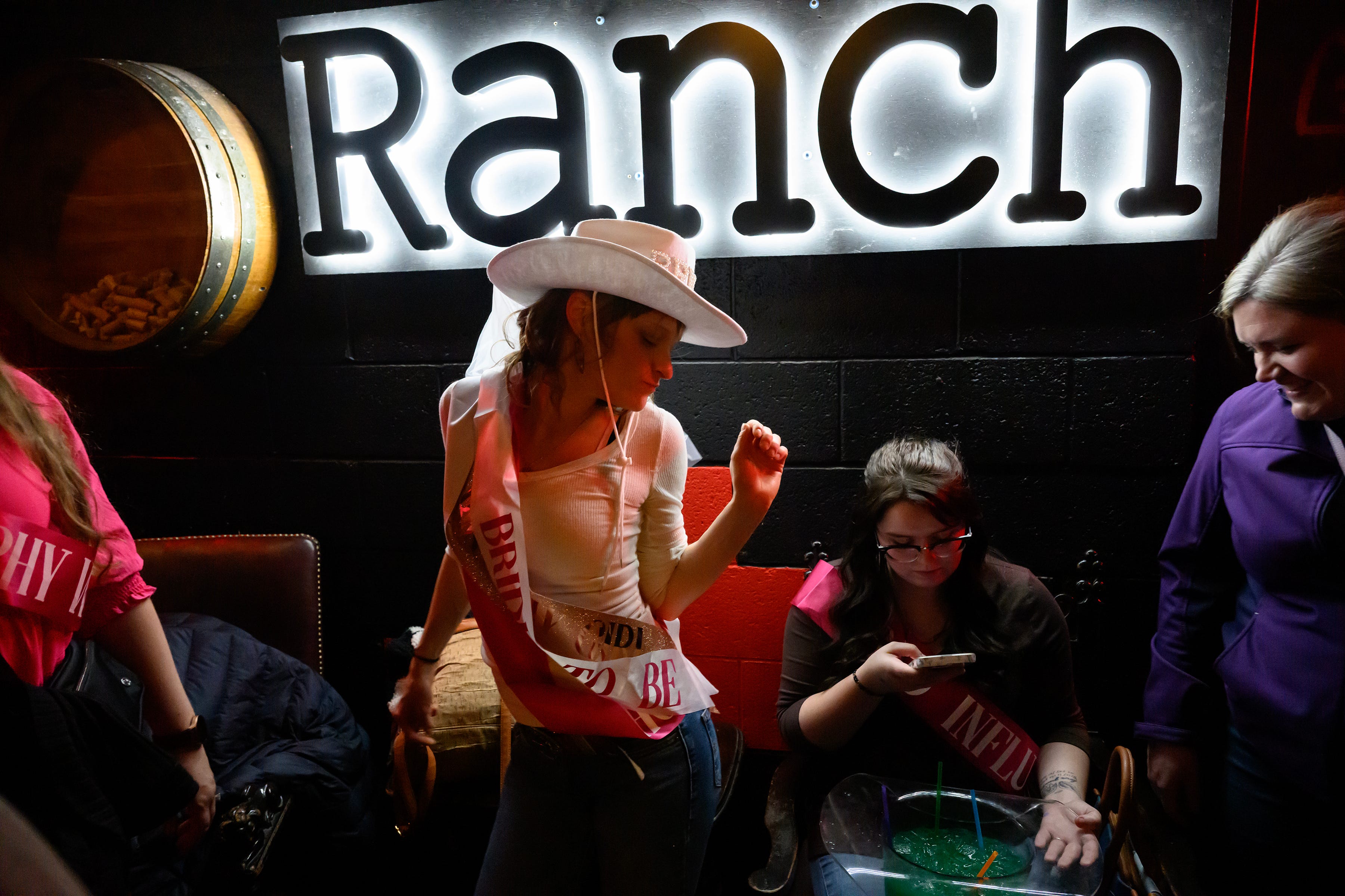 Detroit country city? Honky tonk bar craze hits southeastern Michigan