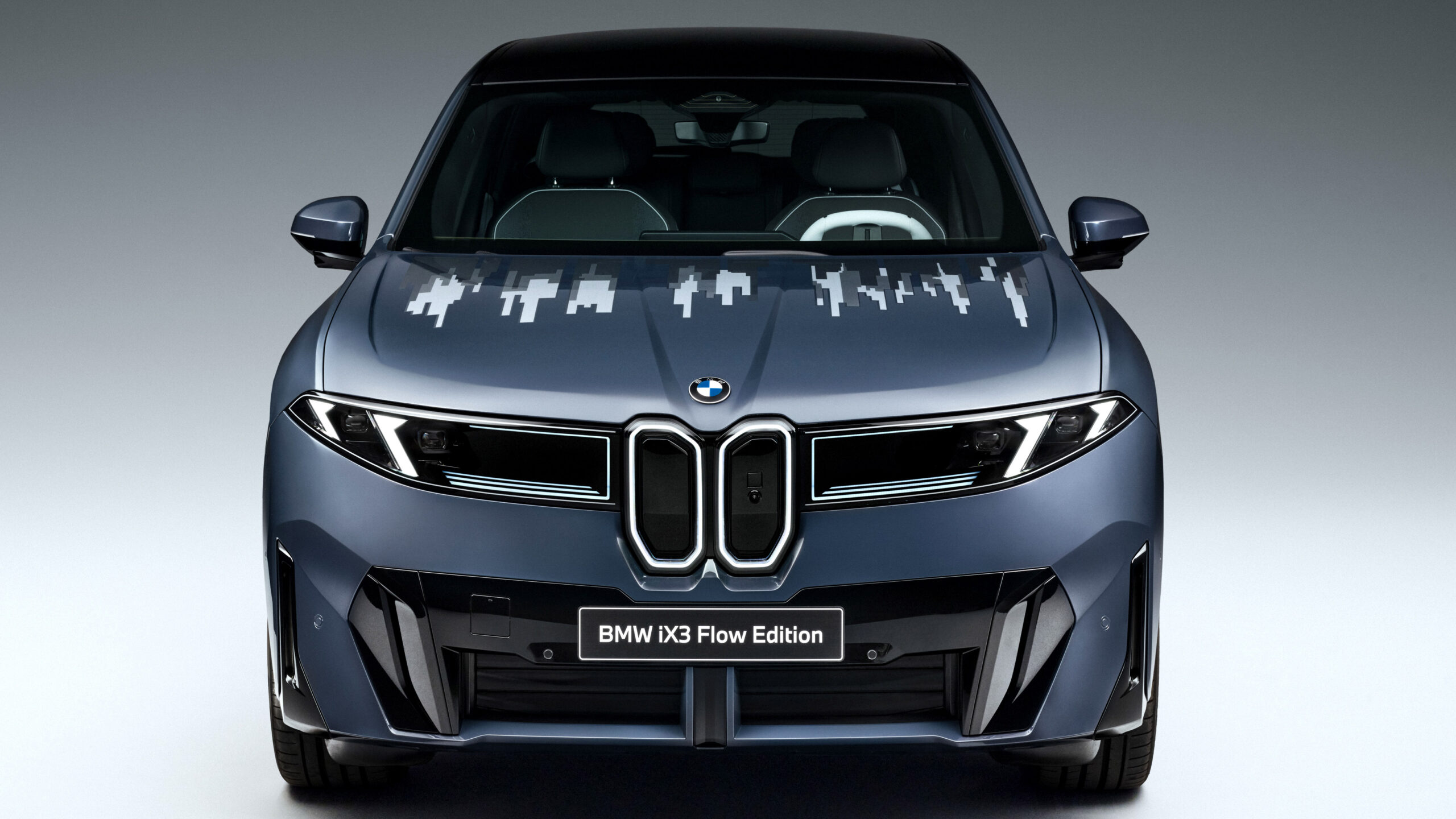 BMW puts a Kindle-style display on the hood of its iX3