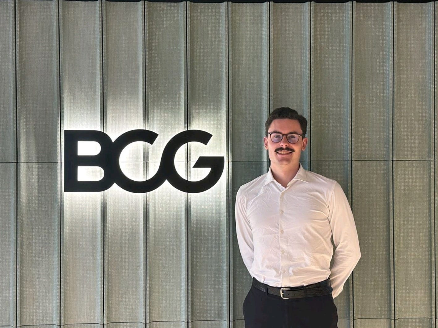 How I taught myself to code, quit my consulting job, and started an AI ...