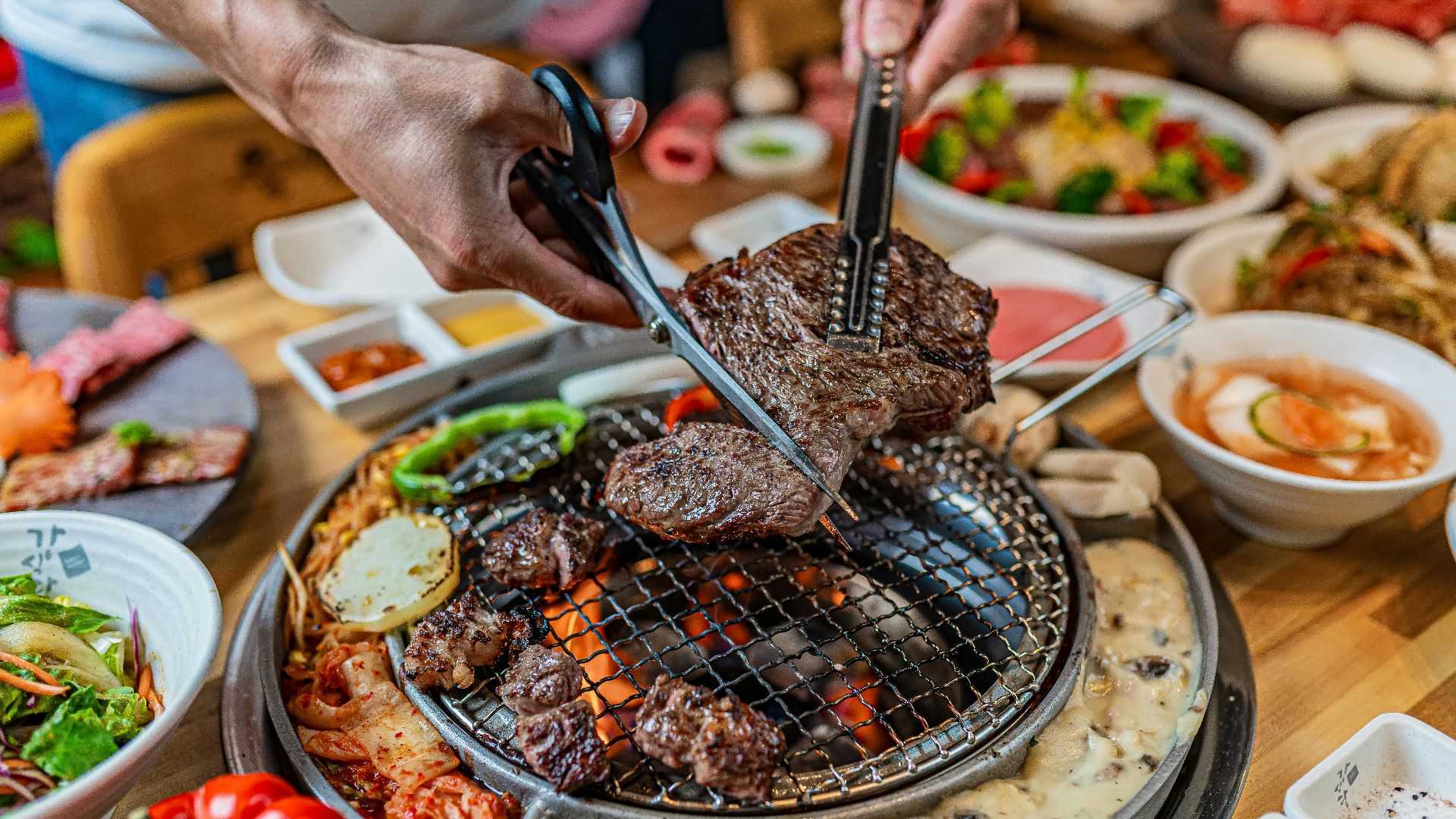 20 foods people pretend to know how to order