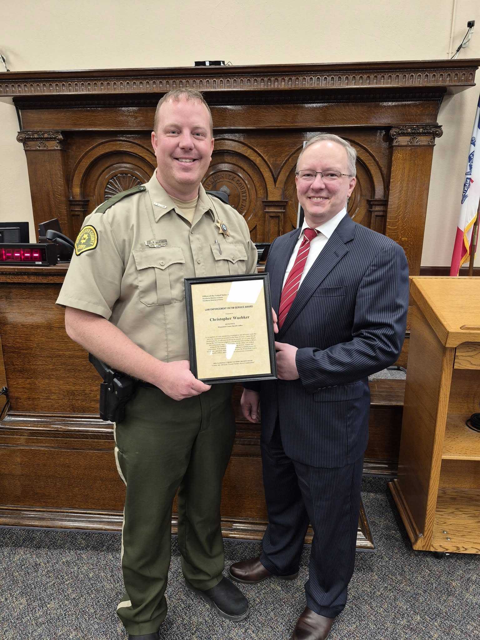 Iowa leaders recognized for aiding crime victims and solving cases