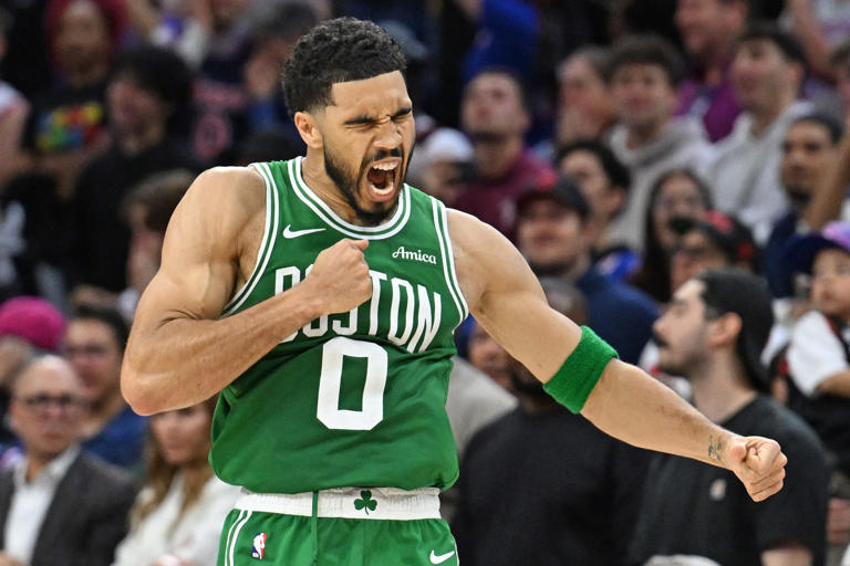 Celtics bounce back from Game 2 loss, defeat Sixers on road in Game 3