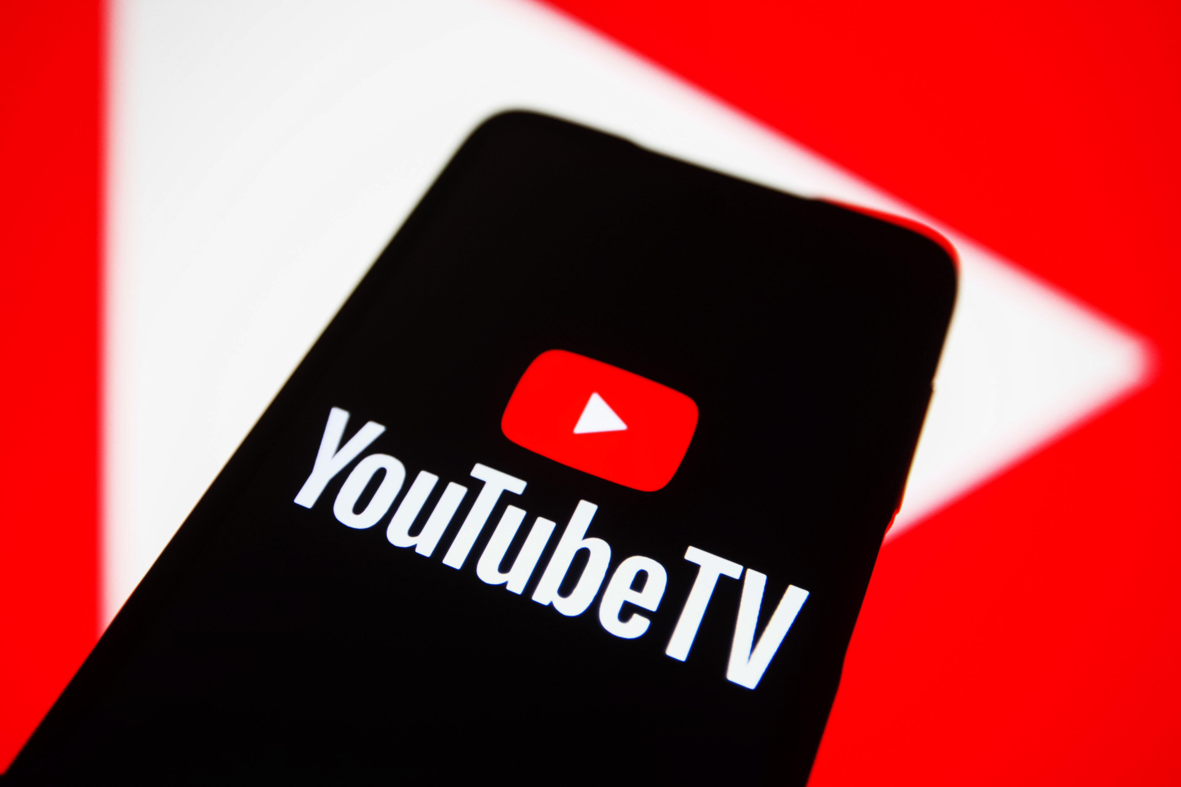 YouTube TV's customizable multiview could let you watch 4 shows on one ...
