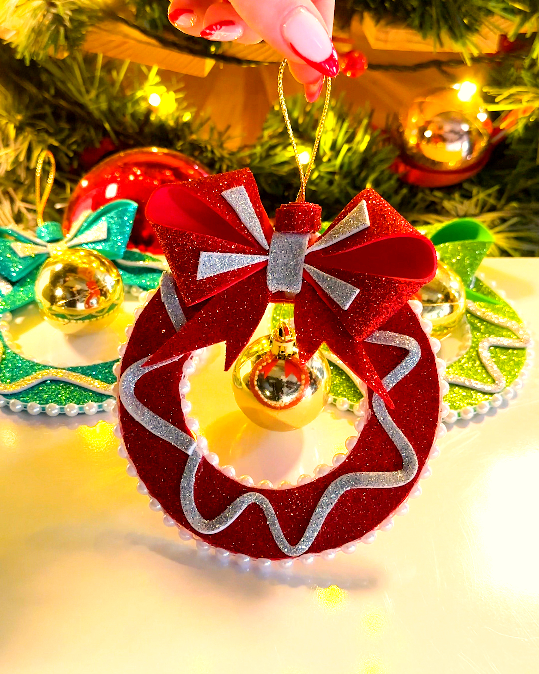 Unique Christmas ornaments you can easily craft 🎄