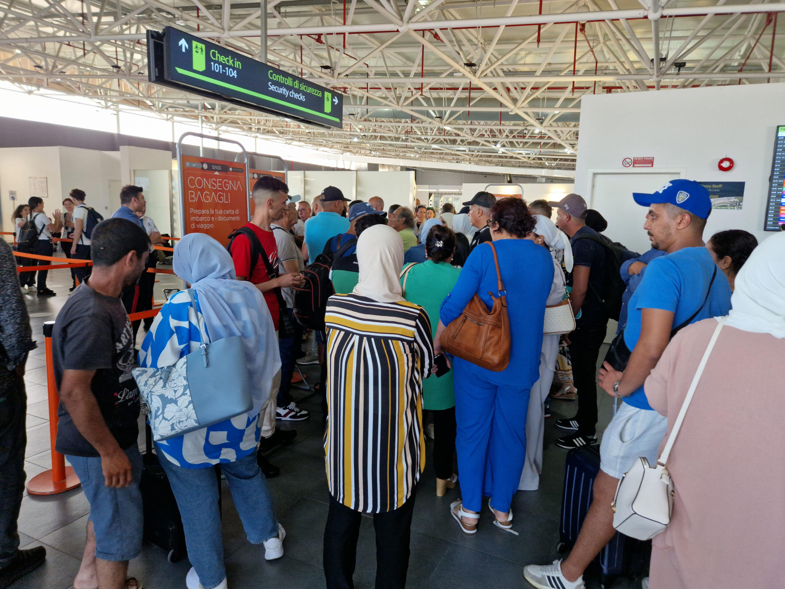 Aeroporto di Catania nel caos, i sindacati: traffico fuori controllo e ...