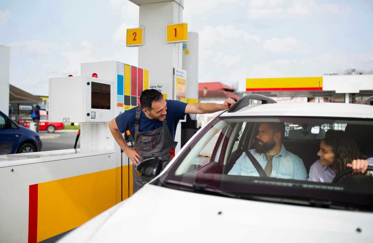 ¿Magna o Premium? Cuándo sí puedes cambiar… y cuándo arriesgas el motor