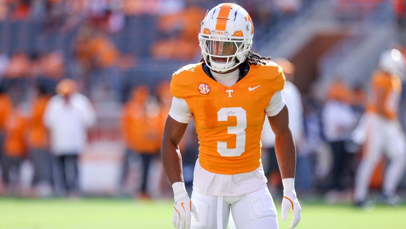 2026 NFL round 4 mock draft: Jermod McCoy finally comes off the board ...