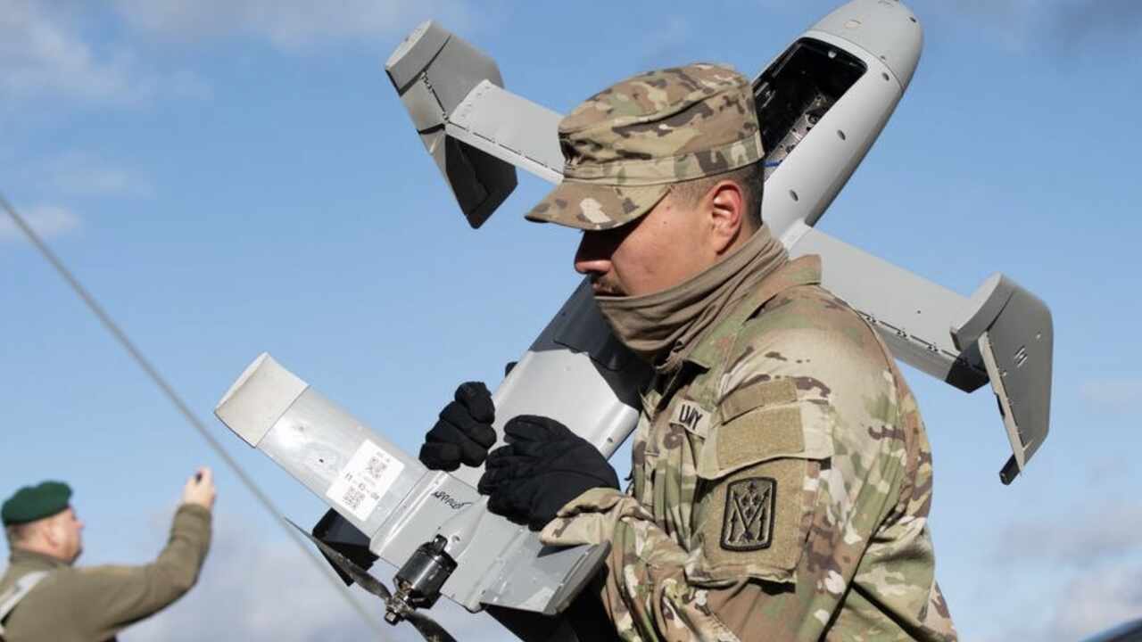 Ukrainian military trains US troops to use drone detection system in ...