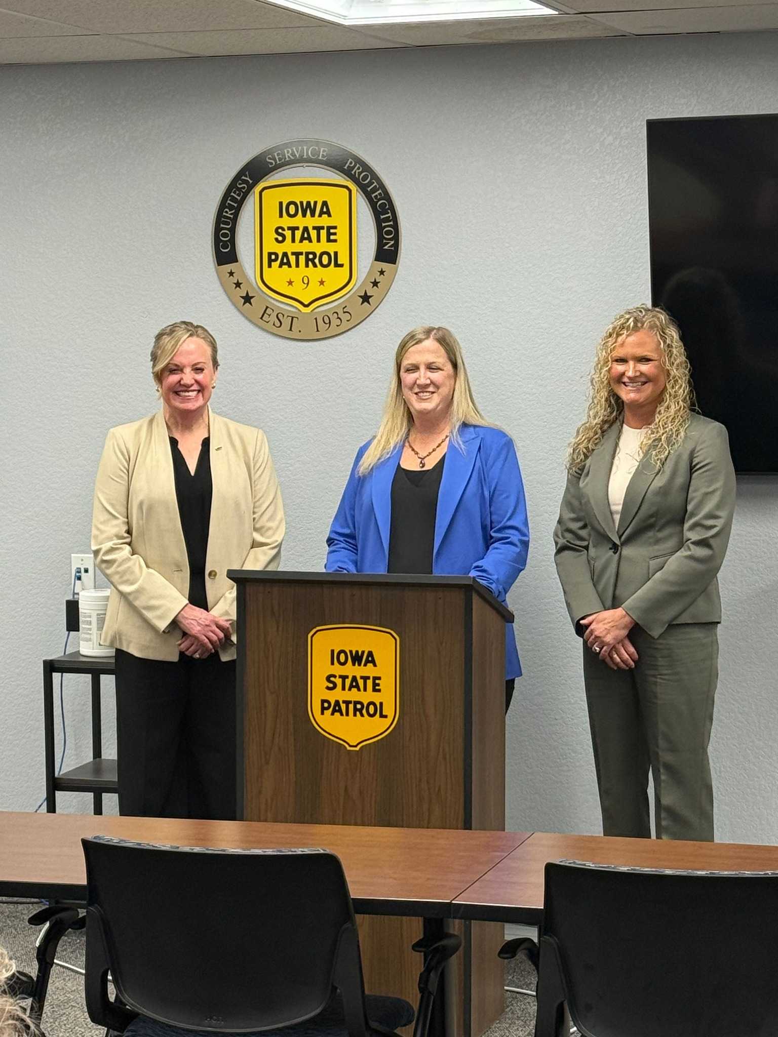 Iowa leaders recognized for aiding crime victims and solving cases