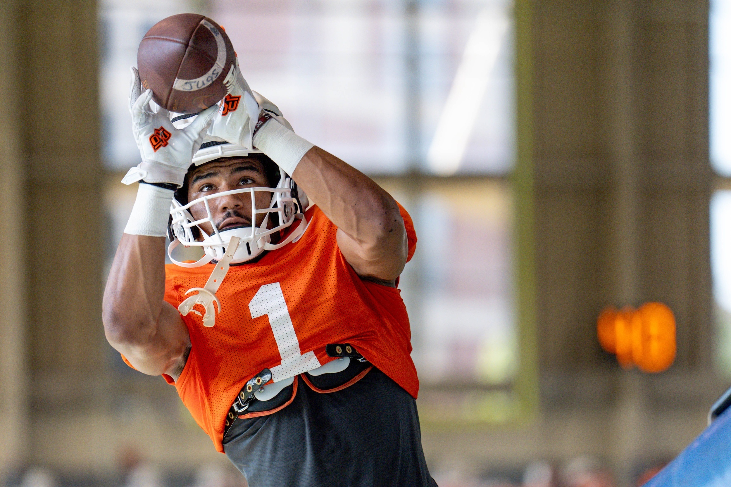 49ers draft De’Zhaun Stribling at No. 33