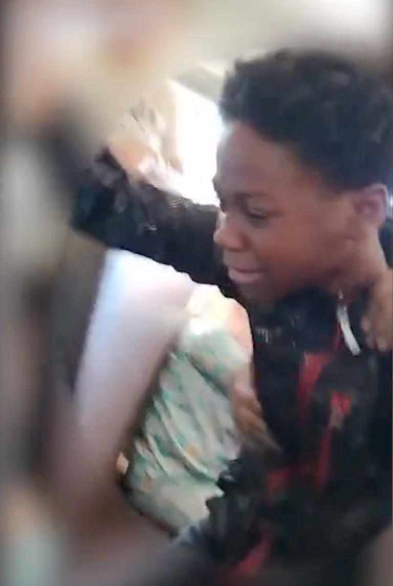 Autistic Missouri boy, 12, gets viciously pummeled by classmates on ...