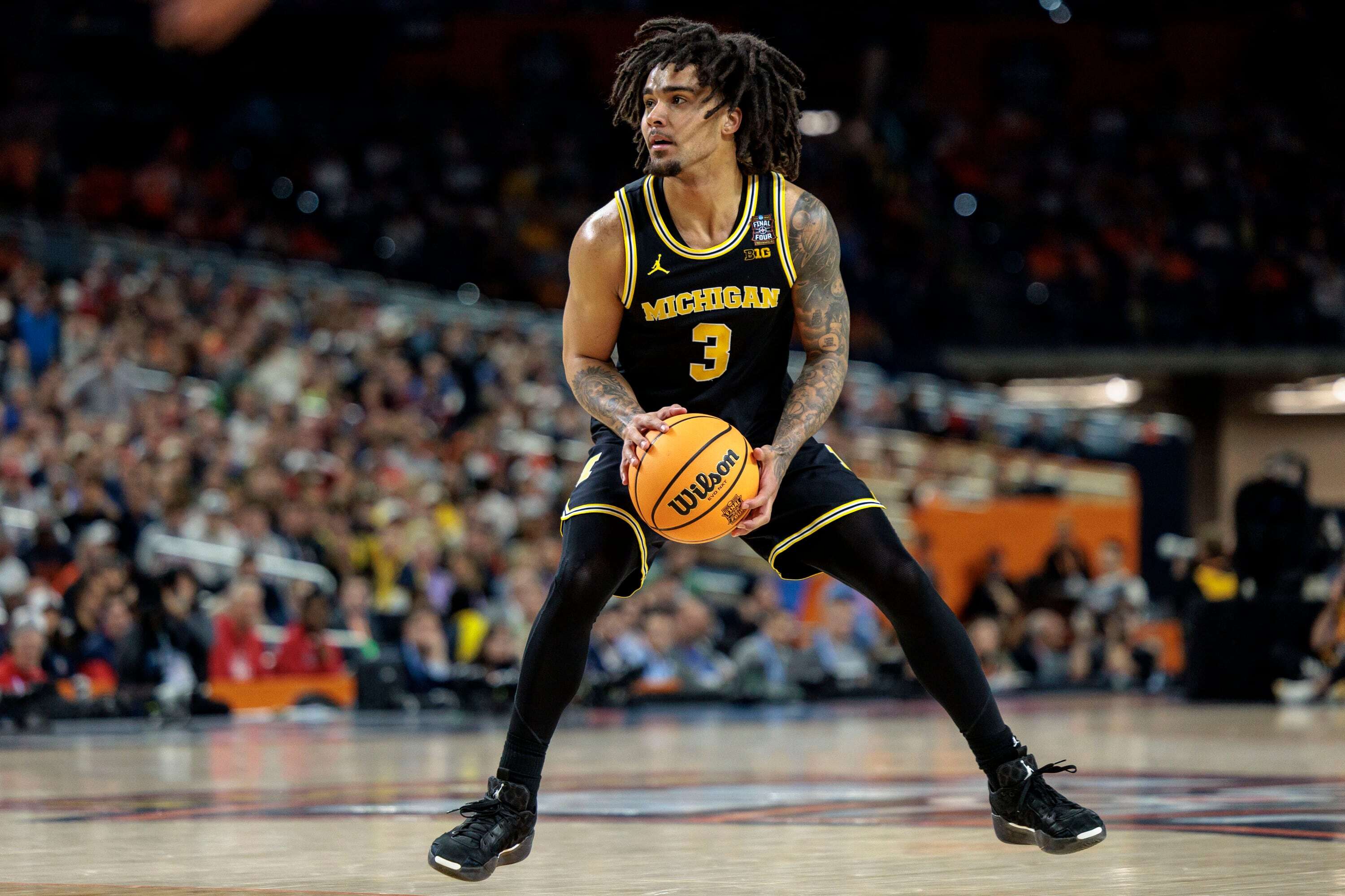 Elliot Cadeau, who has agreed to return to Michigan, enters NBA draft