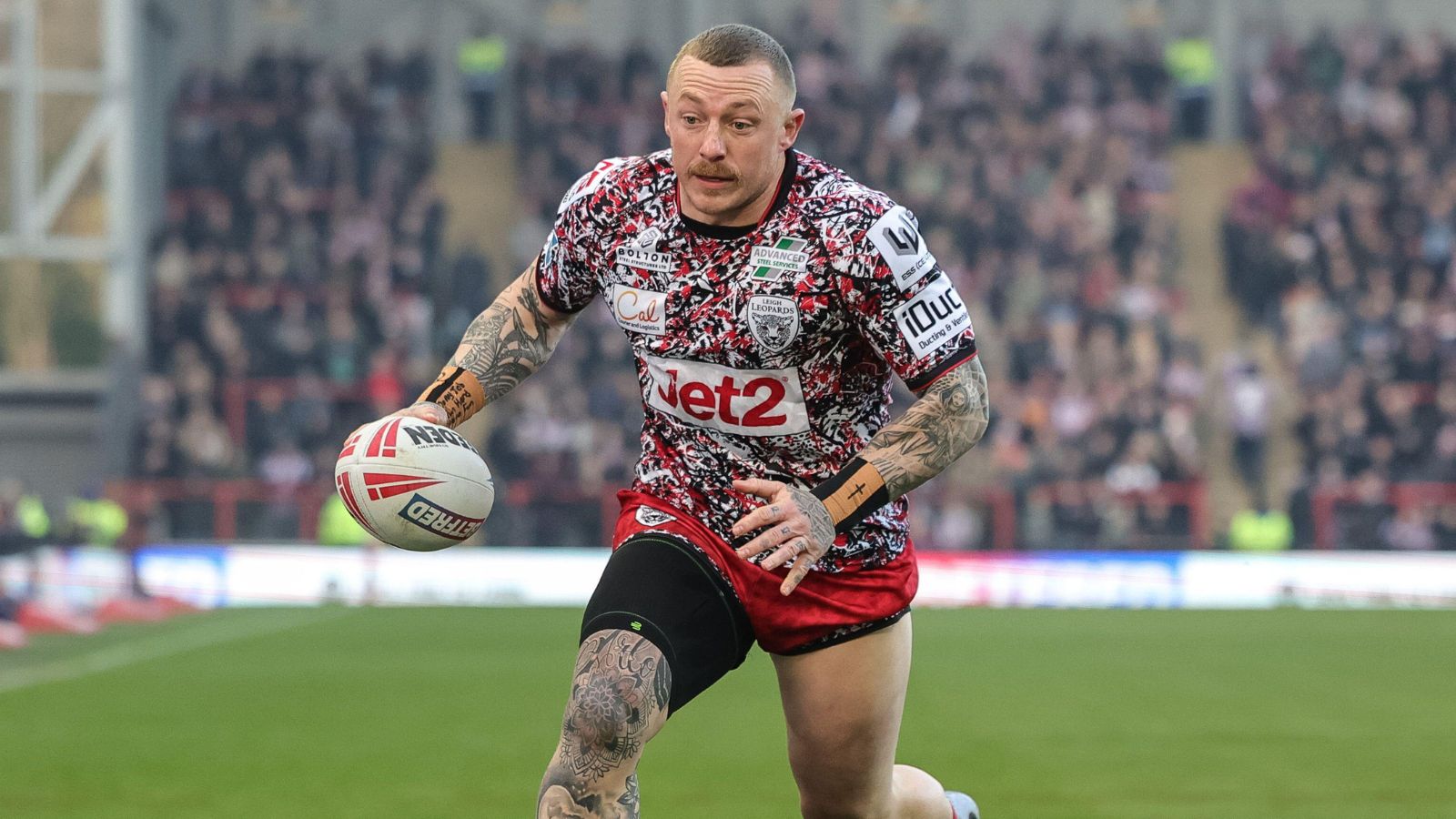Leigh coach waxes lyrical over Josh Charnley as veteran marks amazing ...