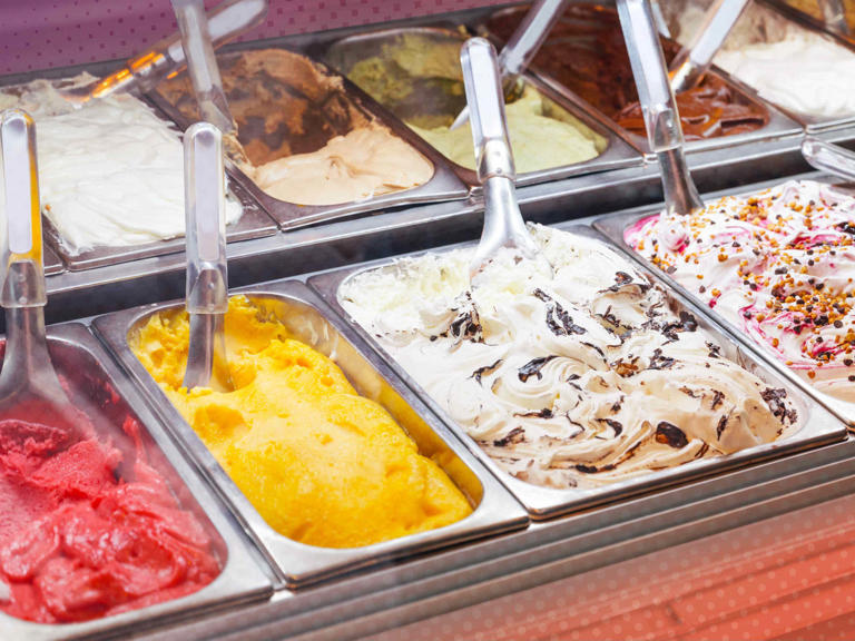 This chain just beat Baskin-Robbins and Dairy Queen for best ice cream ...
