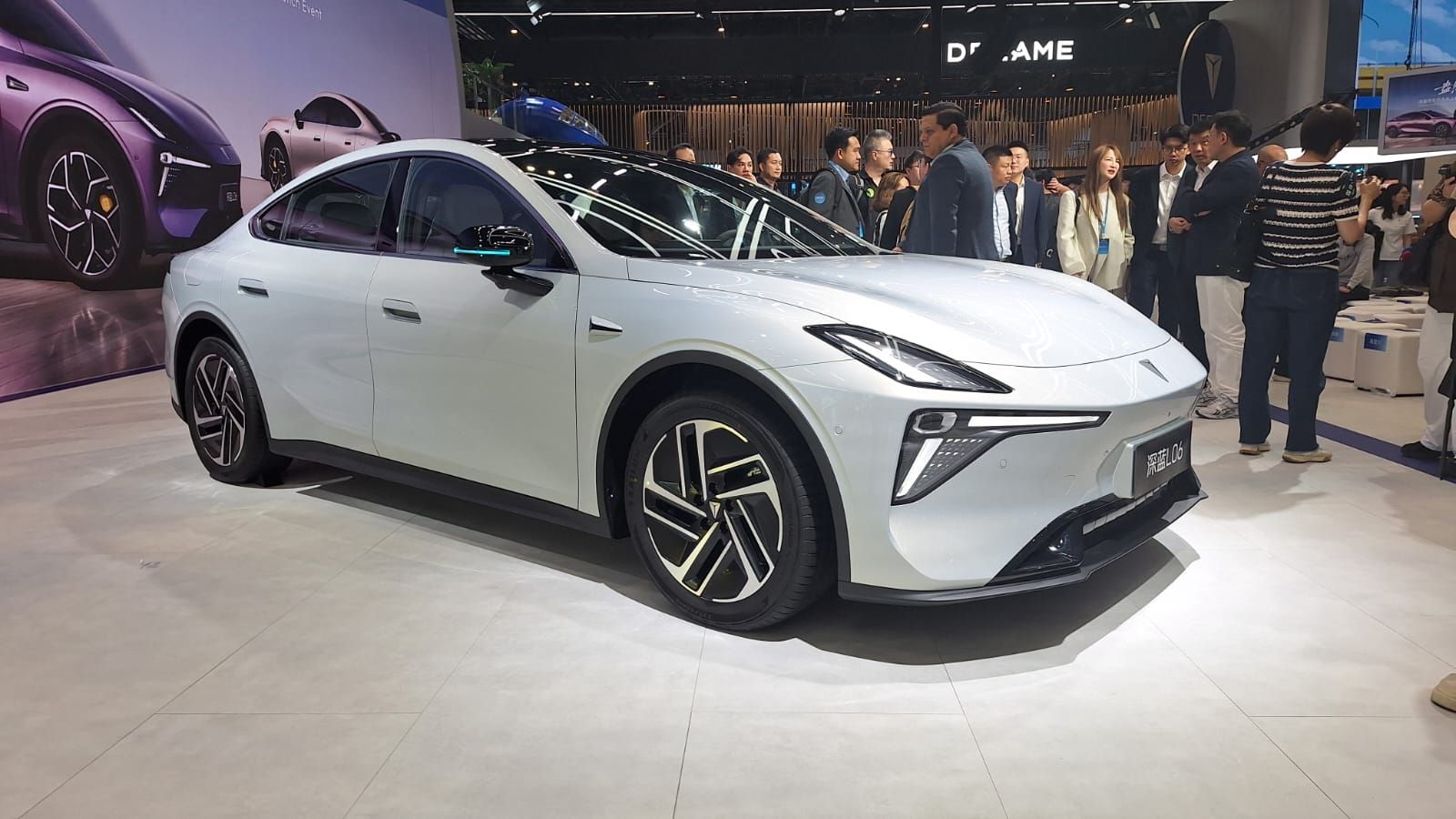 Ada versi REEV dan BEV, Changan Deepal L06 resmi meluncur di Beijing ...