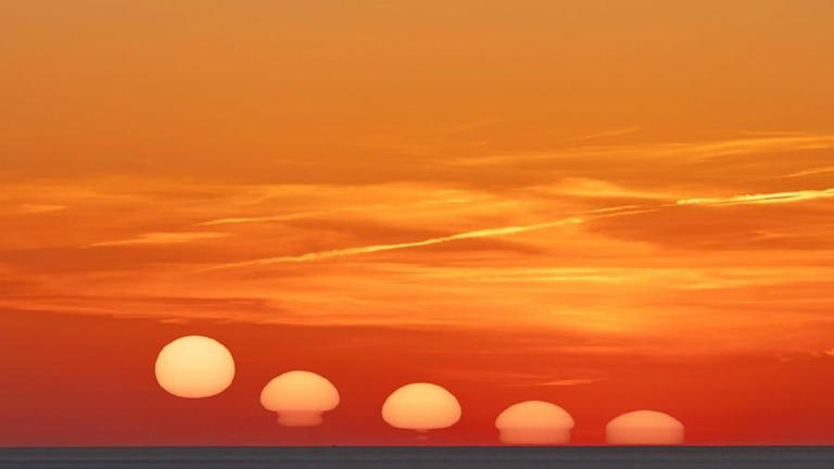 Mock mirage nel fenomenale tramonto sardo: le immagini premiate dalla NASA
