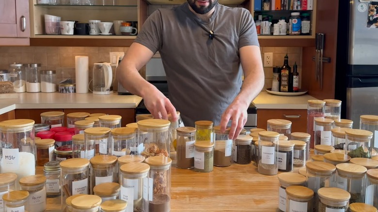 Neither drawers nor shelves: A smarter way to store spices without the ...