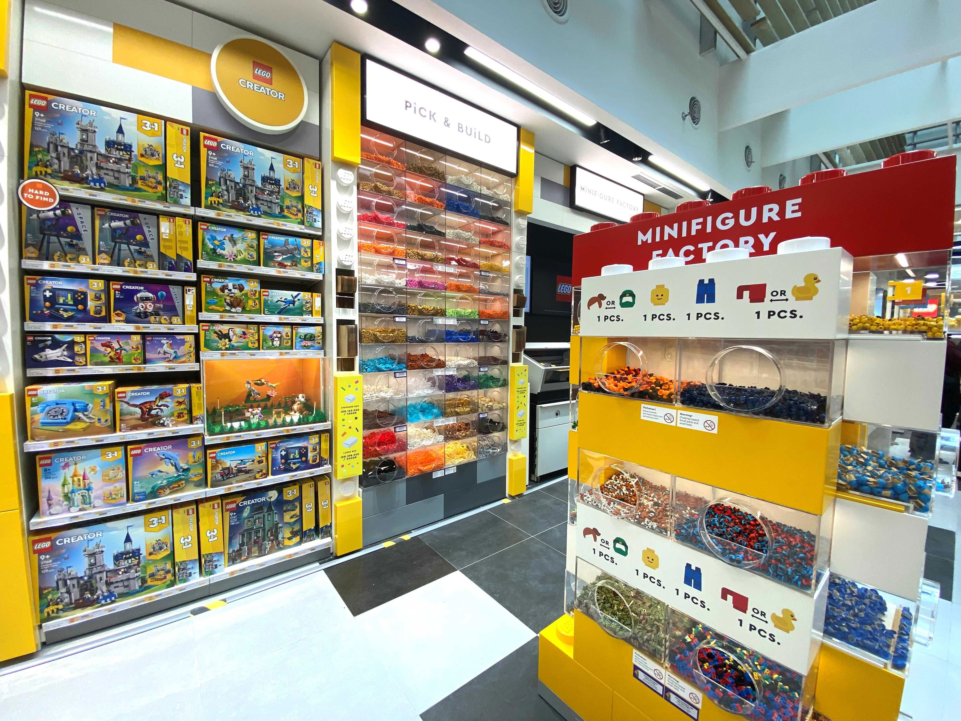 Main sekaligus belajar, Lego certified store terbesar dibuka di Grand ...
