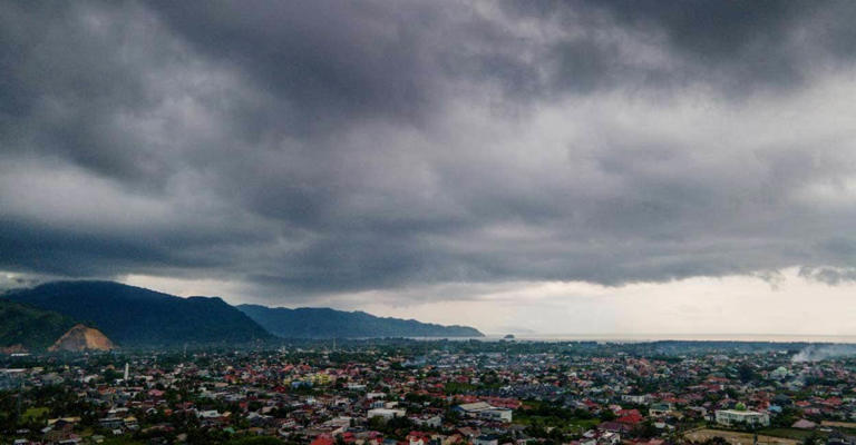 Kerala rain: Orange alert in 8 districts, yellow in 6 ahead of monsoon ...