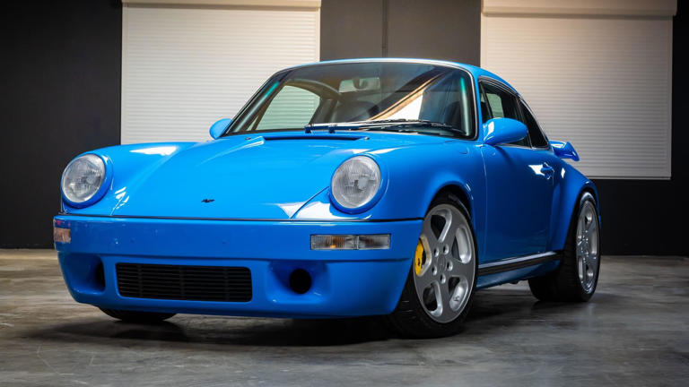 De Ruf RT12S ziet eruit als een eenvoudige oude 911, maar is sneller ...
