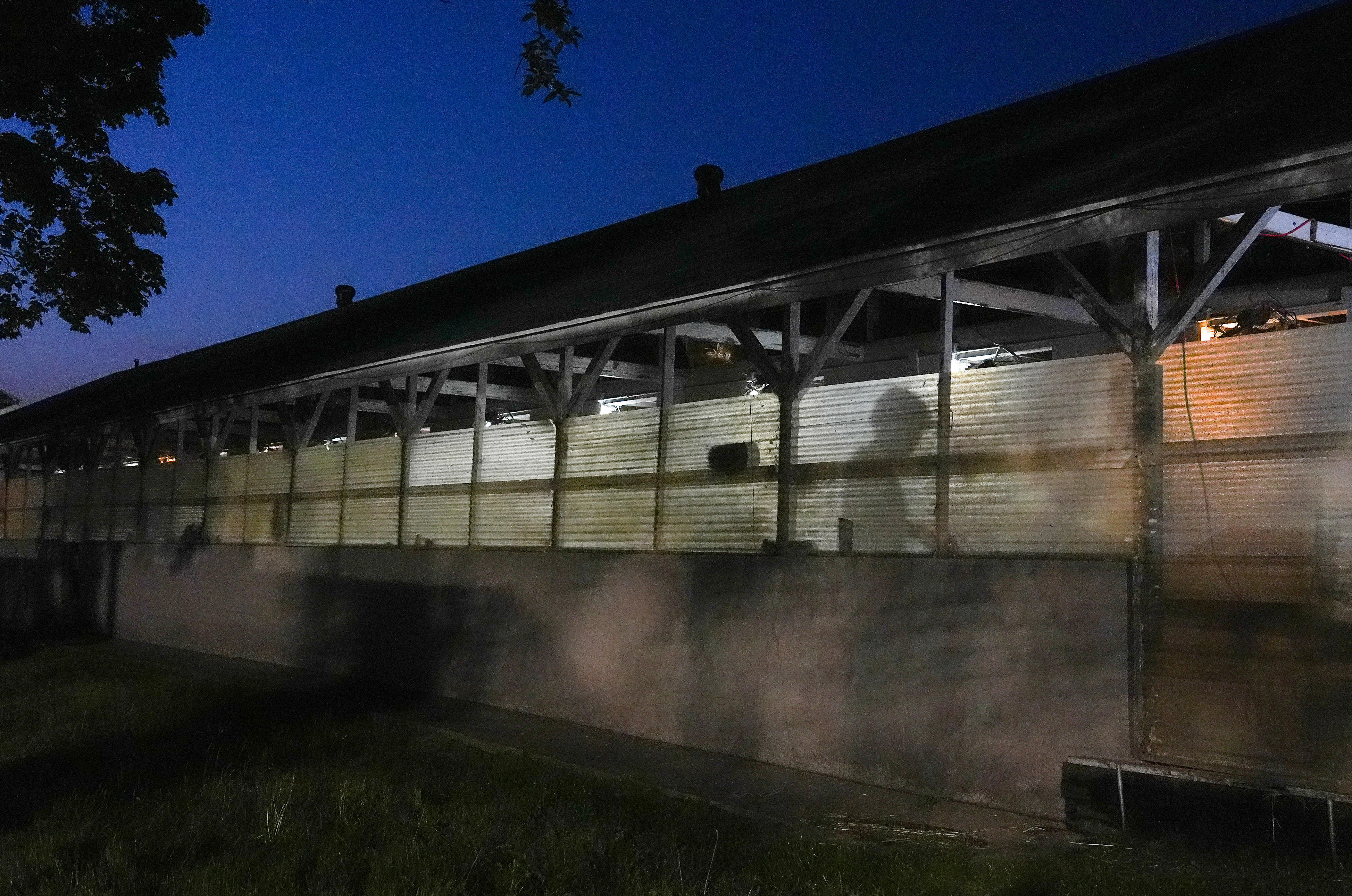 What do 2026 Kentucky Derby weather predictions show? Will it rain?