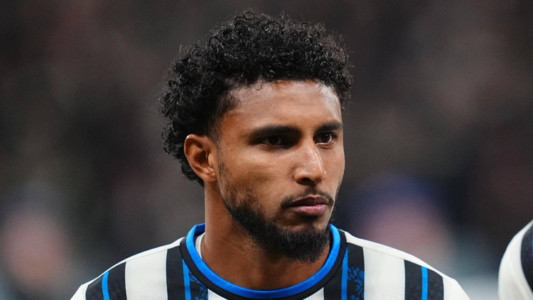 Fabrizio Romano transfer news: Chelsea agree deal, Man Utd target ...