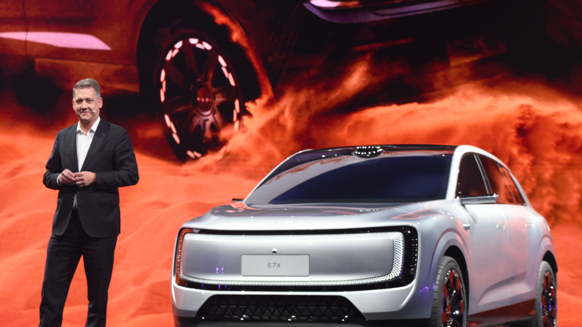 Audi’s new SUV delivers 670 HP and 13-minute charging—but it’s not ...