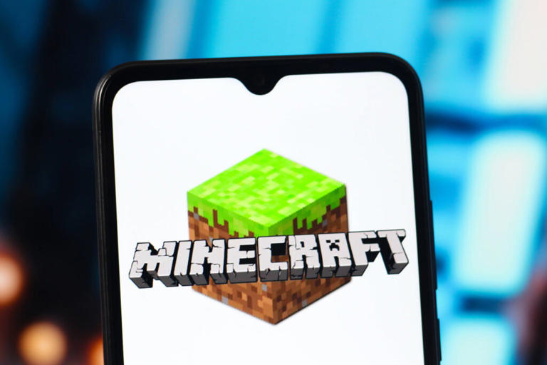 10 Minecraft castle ideas: Hogwarts, Winterfell, more