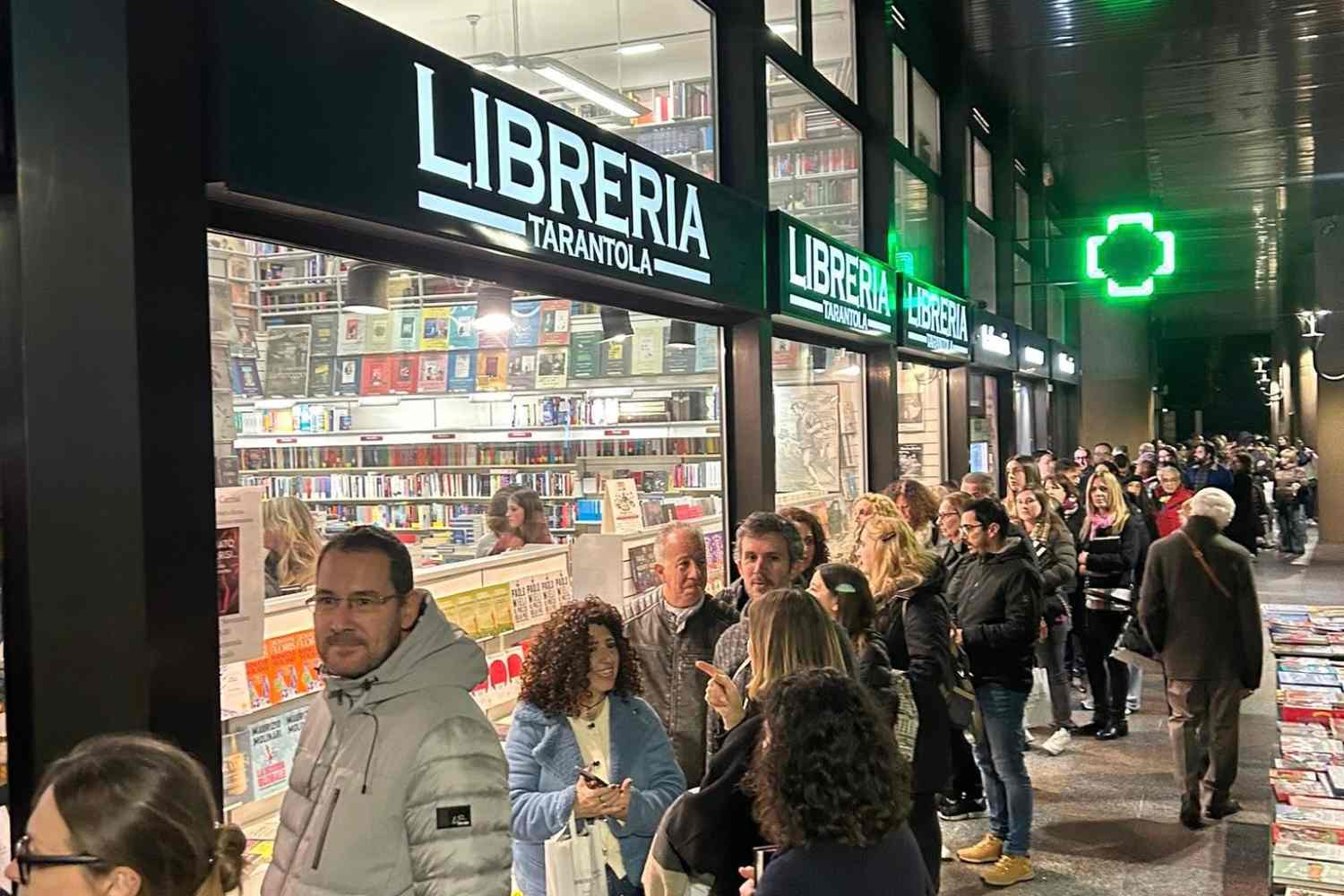 Addio alla Libreria Tarantola di Sesto San Giovanni: chiude dopo 165 ...