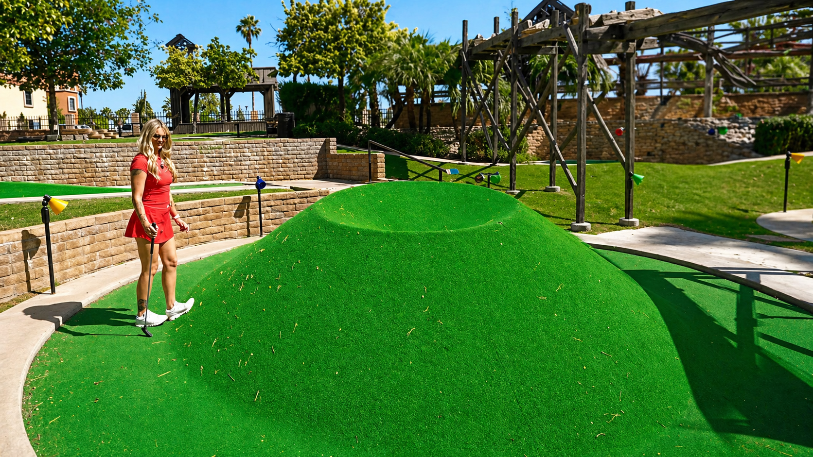 Must play crazy and huge mini golf course!