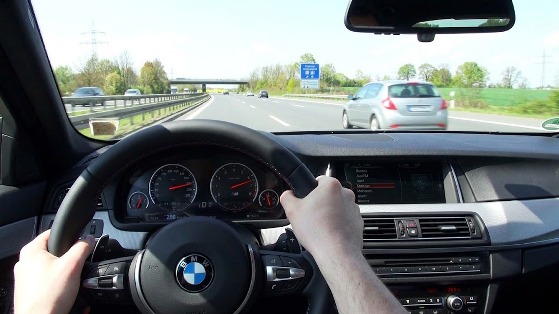BMW M5 onboard acceleration test at high speed autobahn