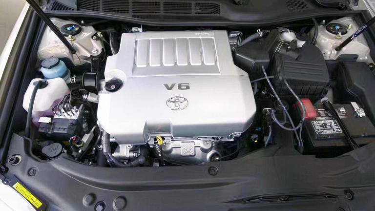 Toyota 2GR V6: The V6 that powers both a 300,000-mile Sienna and a ...
