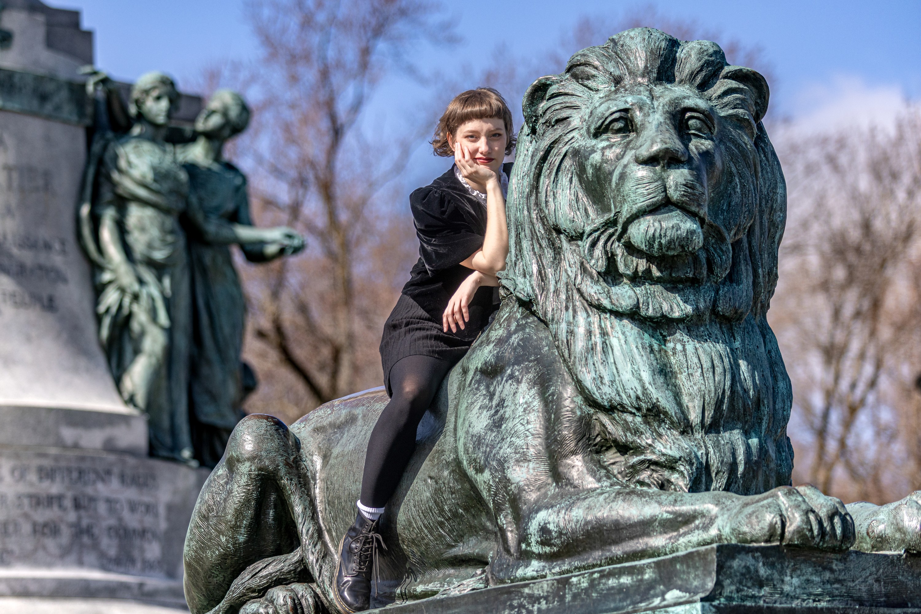 Arizona O’Neill’s debut graphic novel draws on father’s overdose — and ...